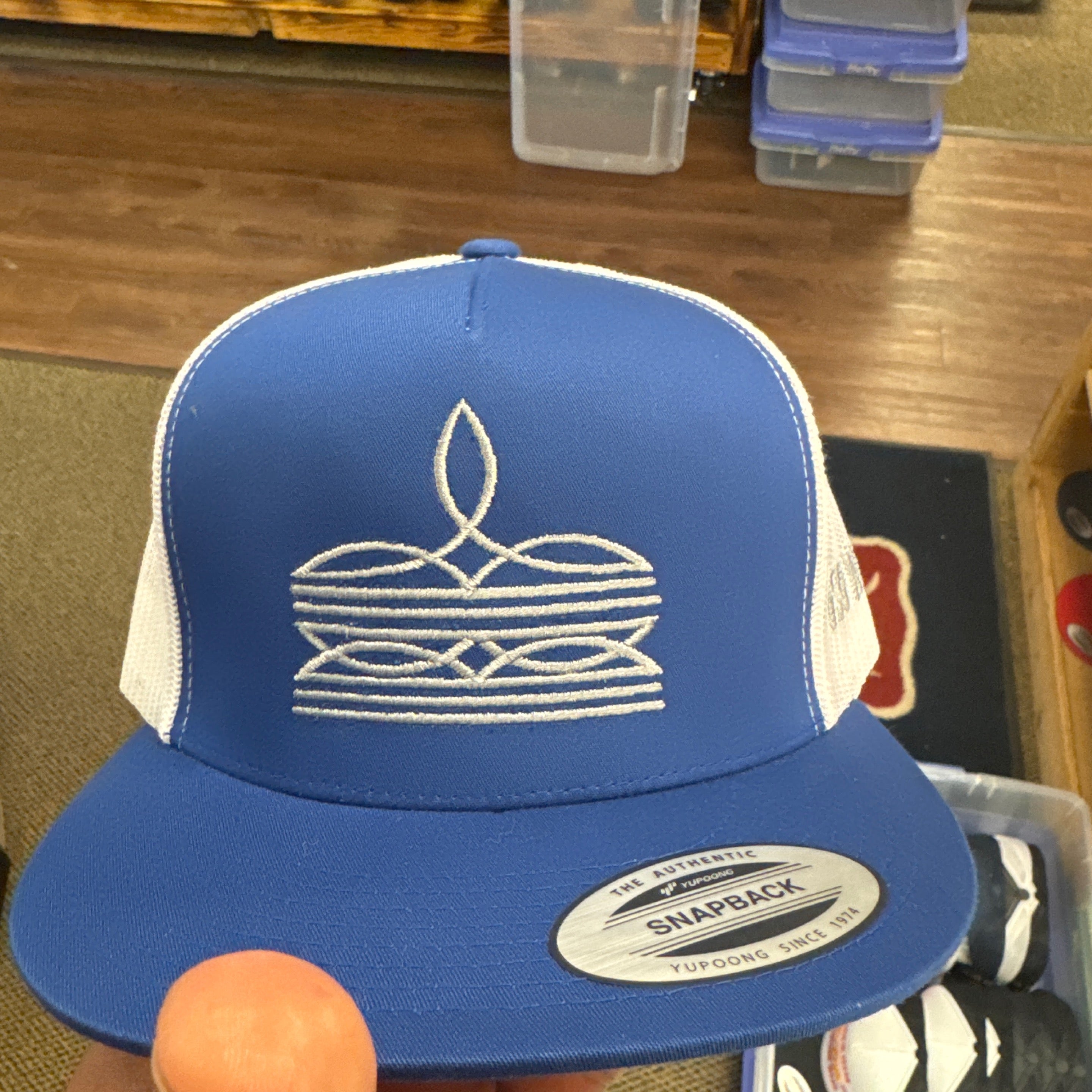 OSO WEAR “MEDALLION” | El Oso WesternWear